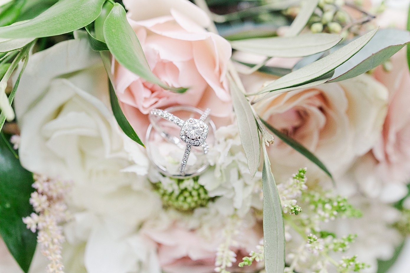 Energetic Aqua Turf Wedding | Sam and Jaclyn | Fall 2021 - GEM ...